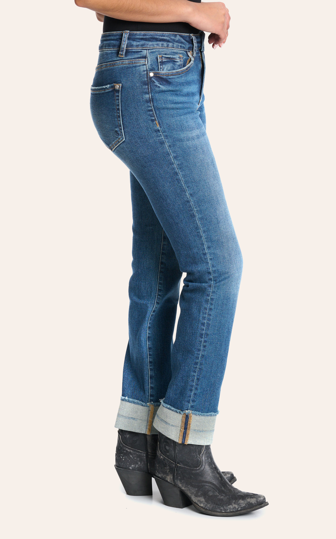 Rockin C Women's Medium Wash Mid Rise Cuffed Leg Jeans