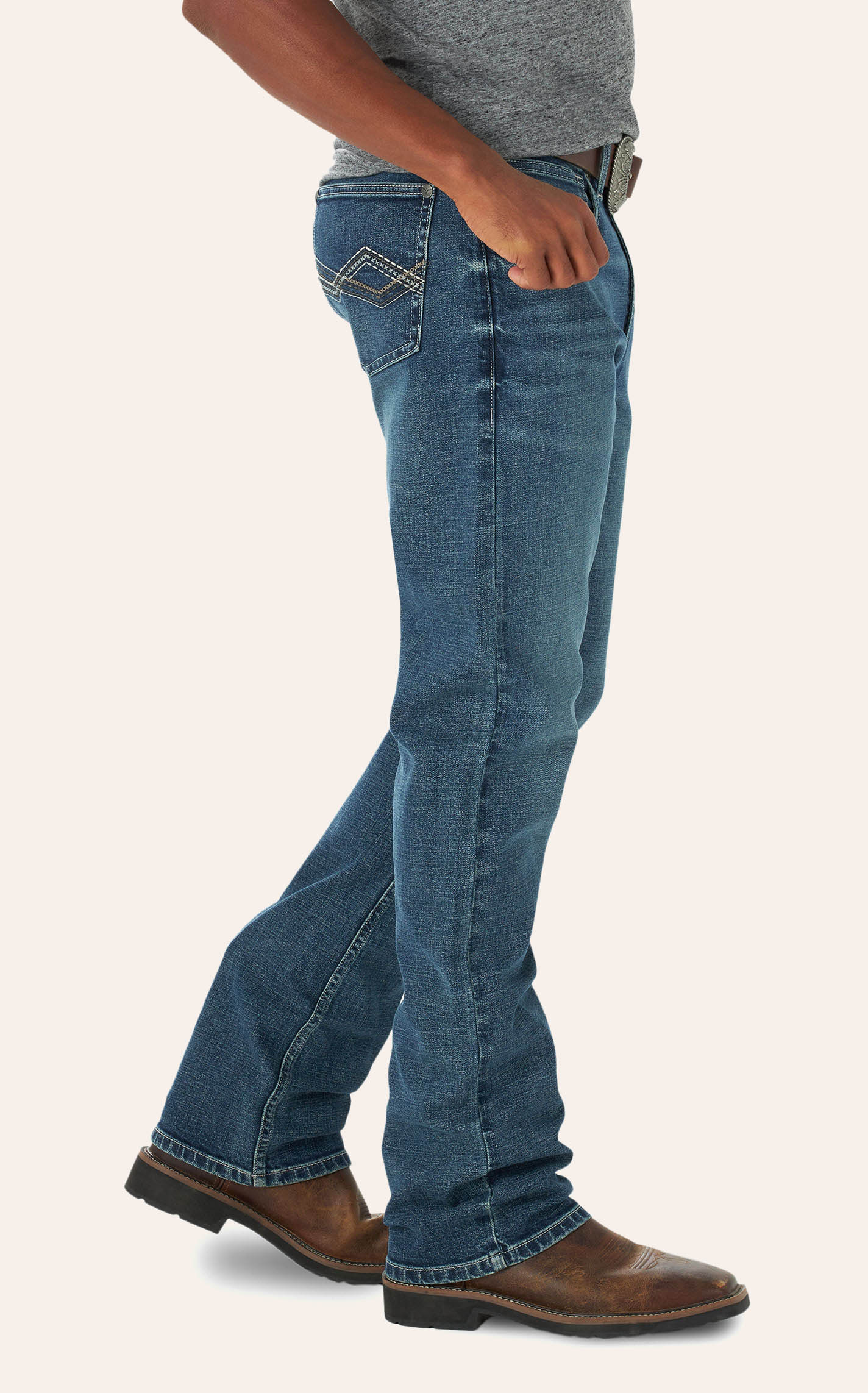 Wrangler 20X Men's No. 44 Medium Wash Low Rise Straight Leg Jeans ...