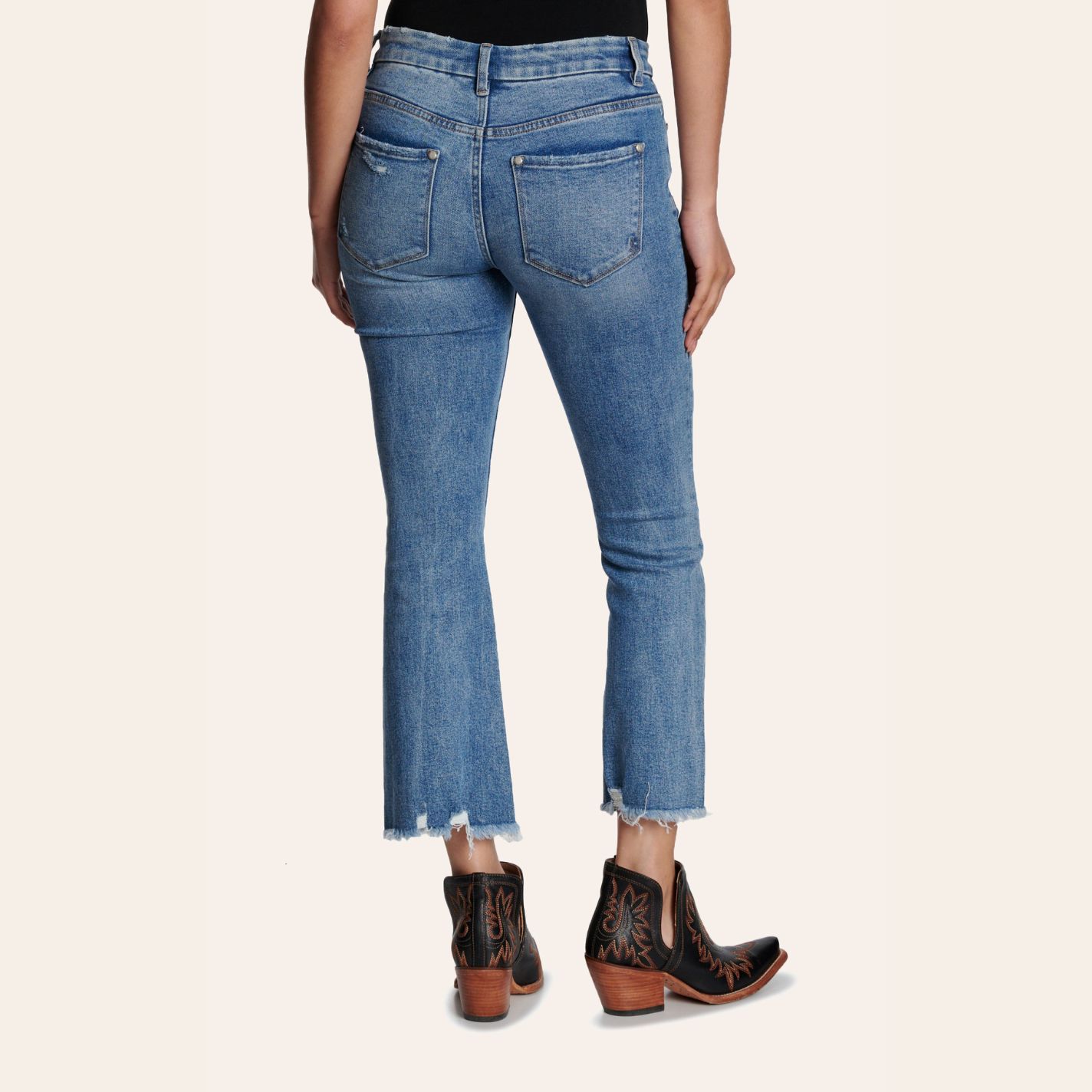 Rockin C Women's Light Wash Raw Hem Cropped Flare Jeans | Cavender's