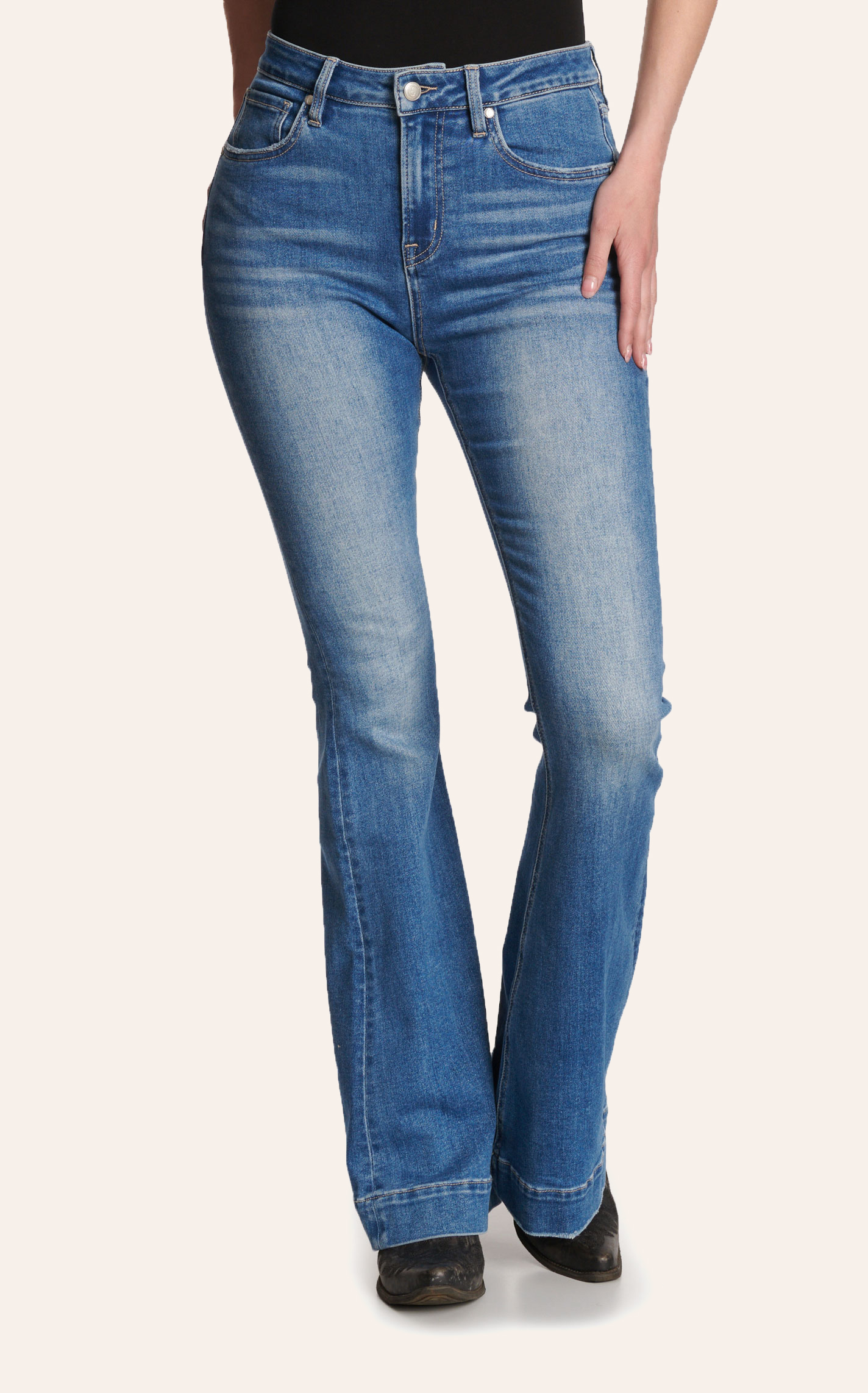 Rockin' C Women's Medium Wash High Rise Trouser Jeans I Cavender's