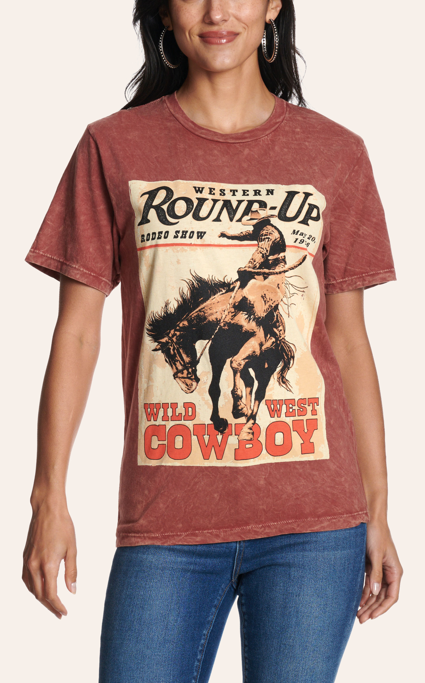 Lotus Fashion Women's Red Round Up Wild West Cowboy Graphic T-Shirt I ...
