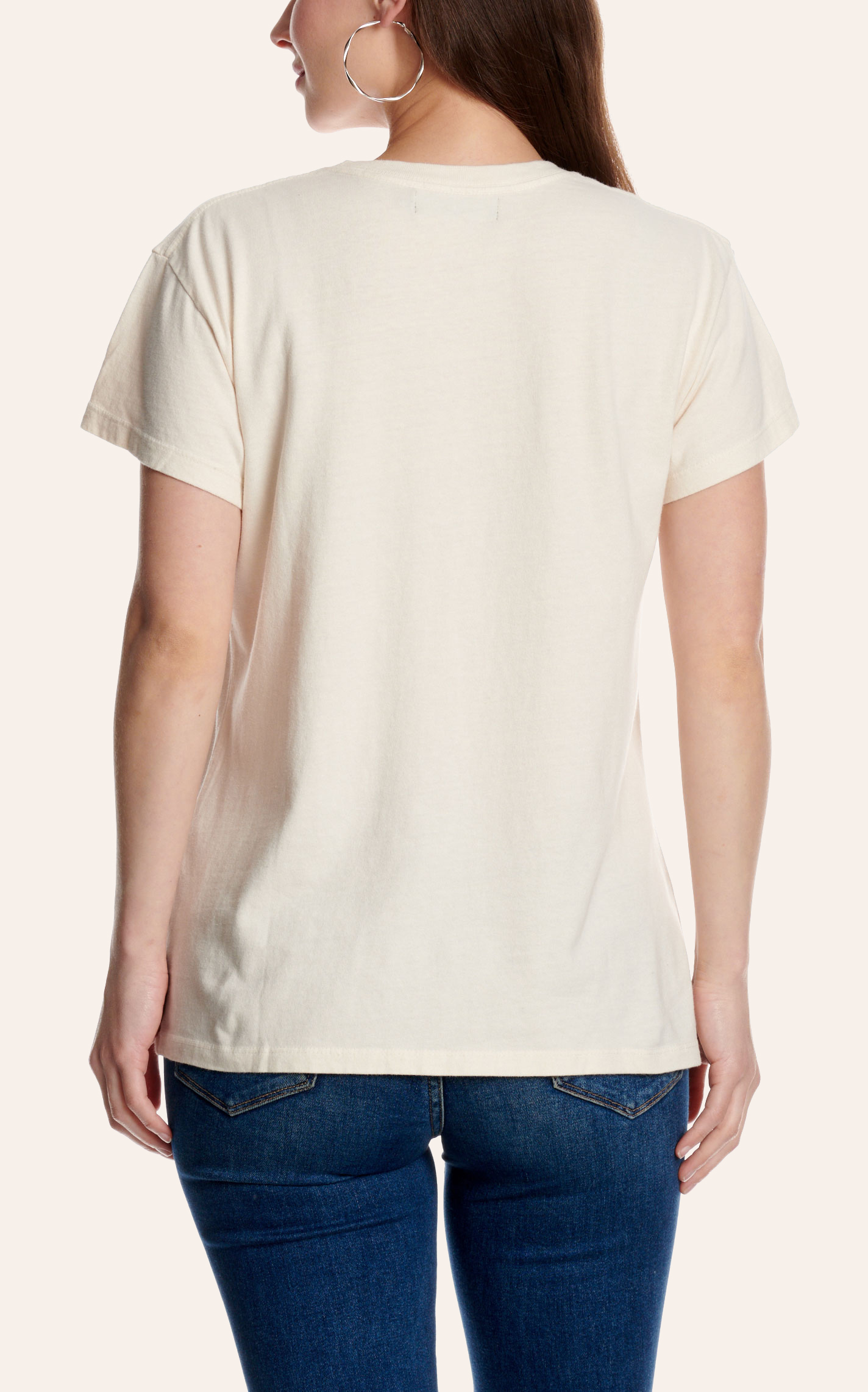 Girl Dangerous Women's Howdy White Graphic T-Shirt I Cavender's