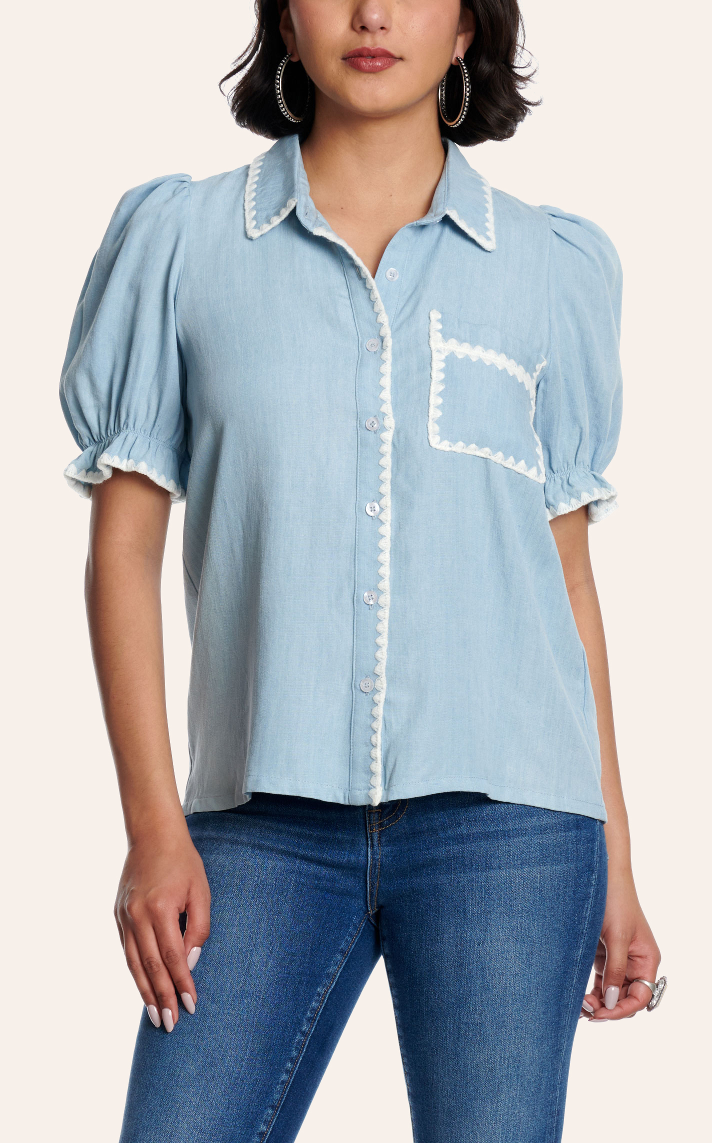 TCEC Women's Light Denim Ric Rac Stitched Top I Cavender's